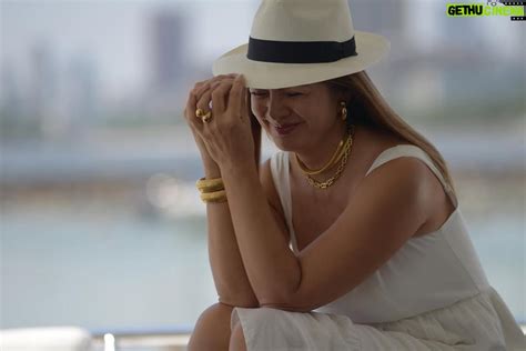 Alice Dixson Wiki Biography Age Gallery Spouse And More