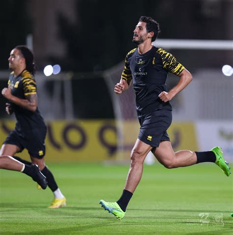 نادي الاتحاد السعودي On Twitter 📸 🖤💛 Xpd047mmbg Twitter