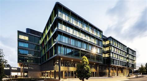 Murray Rose Collection Turner