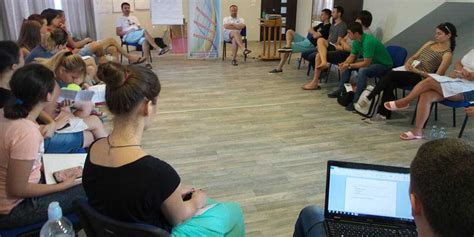 Mladi unapredili svoja znanja iz projektnog ciklusa Mladi su zakon OMLADINA JAZAS a POŽAREVAC