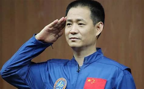 2022年八一勋章获得者名单 杜富国等3位同志获授予八一勋章买购网