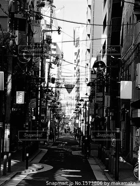 夜の街の昼の写真・画像素材 1573806 Snapmart（スナップマート）