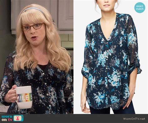 Wornontv Bernadettes Blue Floral Maternity Blouse On The Big Bang