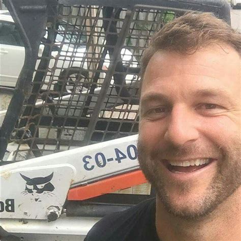 Pin Van Dilaurentis Op Dave Salmoni