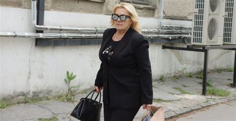 Razlika u godinama između Snežane Đurišić i Vanje