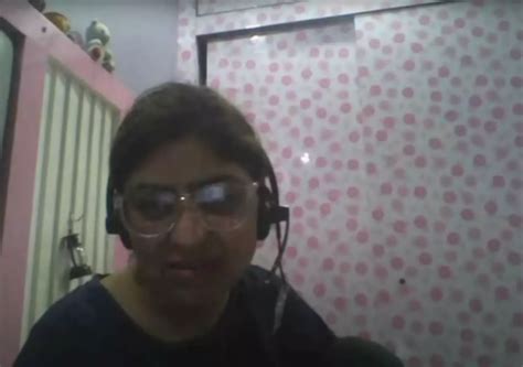 Hacker Exposes Scammer By Hacking Her Live Webcam And The Reaction Is