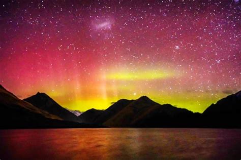 Difference Between Aurora Australis And Borealis