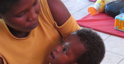 Pragniemy Pom C Mamie Mwizy Rocznej Niepe Nosprawnej Dziewczynce W Otwarciu Ma Ego Biznesu