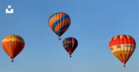 하늘에 열기구 무리 사진 Unsplash의 무료 Киев 이미지