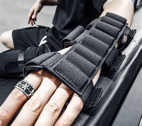 Techwear Wrist Brace