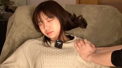 気持ちよすぎて意識が飛んで寝落ちする学生さん【chair Massage】 Youtube