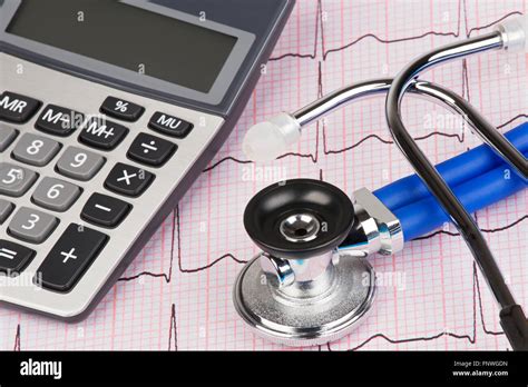 Ecg Graph Hi Res Stock Photography And Images Alamy