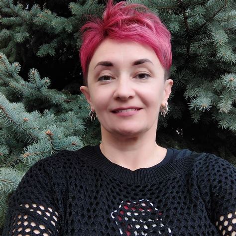 Christinarainforce Young Women 52 Years Old