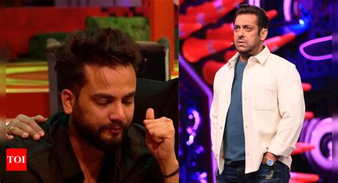 Bigg Boss OTT 2 Salman Khan Calls Out Elvish Yadav For His Derogatory