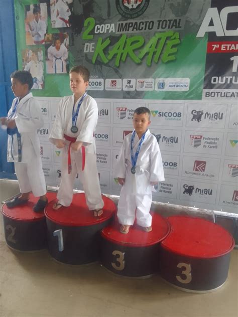 Botucatu é campeão geral da etapa de karatê Agência 14News