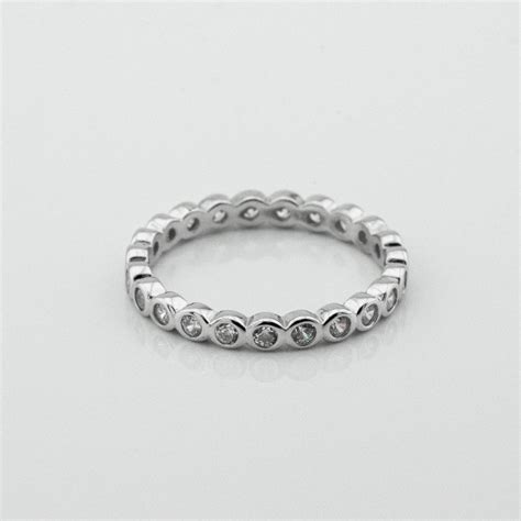 Срібна каблучка доріжка з фіанітами