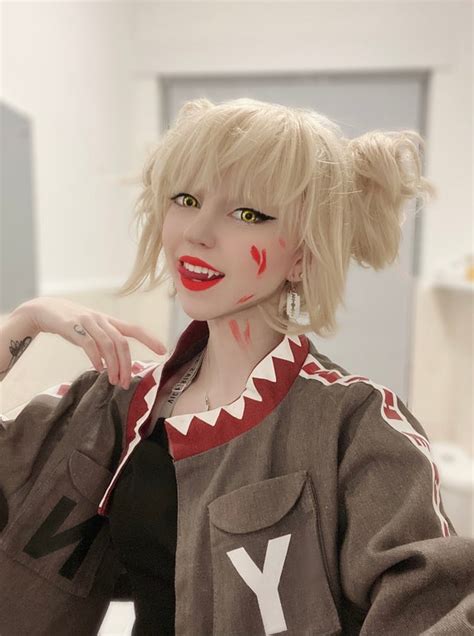 Himiko Cosplay Telegraph