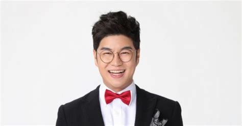 ‘뿐이고 부른 트로트 가수 박구윤 경북 영덕군 홍보대사 위촉