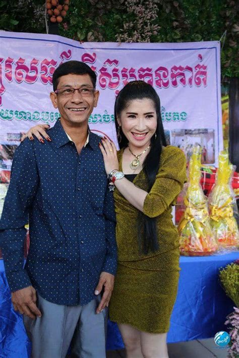 ទីបំផុត នាយ តាក់ស៊ី លែងមានរឿងស៊យ ហើយទិញឡានថ្មីចូលផ្ទះវិញម្ដង Khmerload Cambodia Latest News