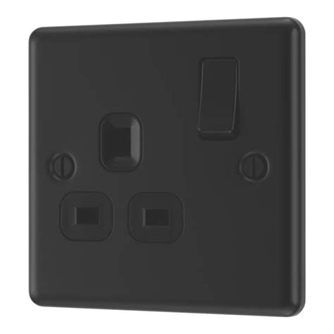 Lap 13a 1 Gang Sp Switched Socket Matt Black With Black Inserts Screwfix