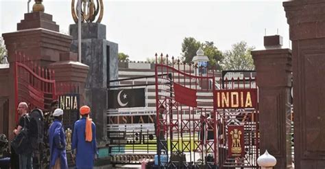 Wagah Border Retreat Ceremony With Dinner