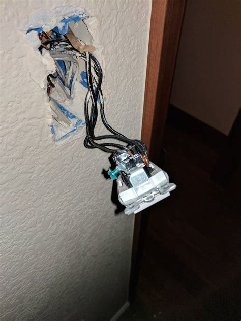 Electrical Unfamiliar Wiring On What Looks Like A Single Pole Switch Home Improvement Stack