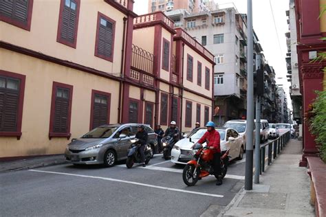 瀝青路面改為鋼筋混凝土 荷蘭園大馬路下周一起重鋪工期70天 澳門力報官網