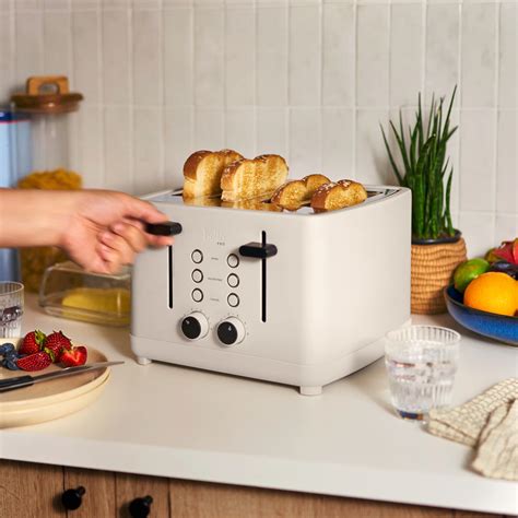 Bella Pro 4 Slice Toaster