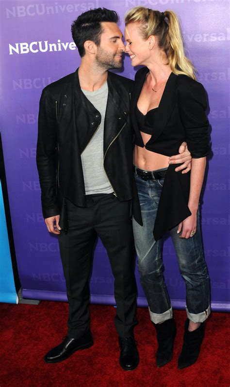 Adam Levines Dating History Who Has The Singer Dated The Us Sun