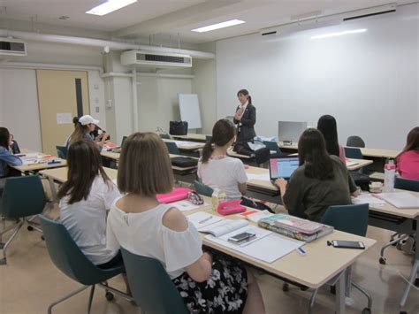 ニュースカテゴリ 卒業生の活躍 ｜ 京都光華女子大学 キャリア形成学部 キャリア形成学科
