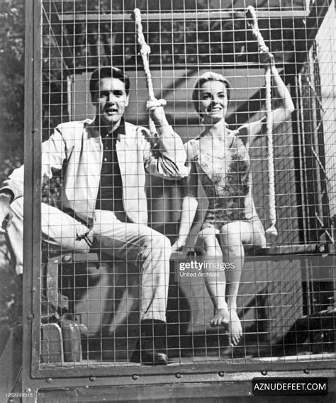 Joan Freeman I Feet Aznudefeet