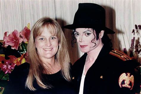 Who Is Paris Jacksons Mom Debbie Rowe The Us Sun The Us Sun