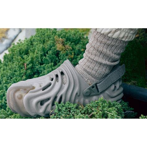 Crocs Classic Pollex Clog Серые купить недорого в Москве и России