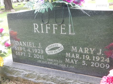 Mary Josephine Roederer Riffel 1924 2009 Monumento Find A Grave