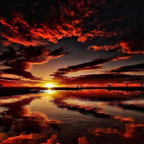 Atmospheric Phenomena — Amazing Sunset Photo By Ben Mulder Amazing Sunsets Amazing Nature