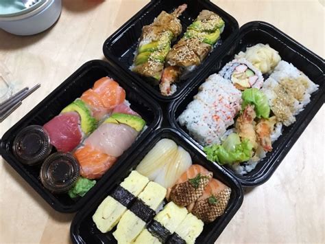 中和員山路美食 禾田屋日式料理美式壽司 Emily Enjoy My Life