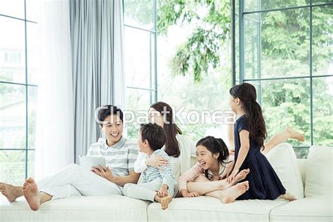 국내작가포토 클립아트코리아 통로이미지주