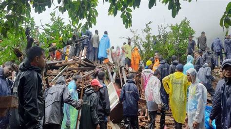 Raigad Landslide 13 People Die Around 28 Families Still Trapped