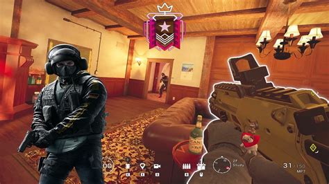 Crazy Champion Plays Rainbow Six Siege Youtube