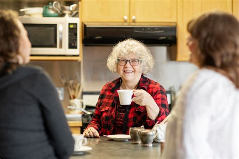 Relationship Advice Widow Might Struggle With New Love Pique