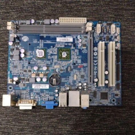 Placa Mãe ECS HDC M C 60 4M W8 DDR3 para manutenção leia o anúncio