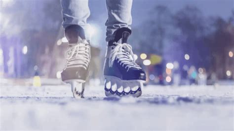Holiday Cheer On Skates Downtown Grahams Ice Rink Returns For The