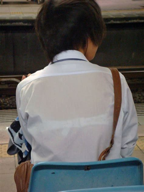 透ける夏服！透けブラjk画像 ちらちらちらべると
