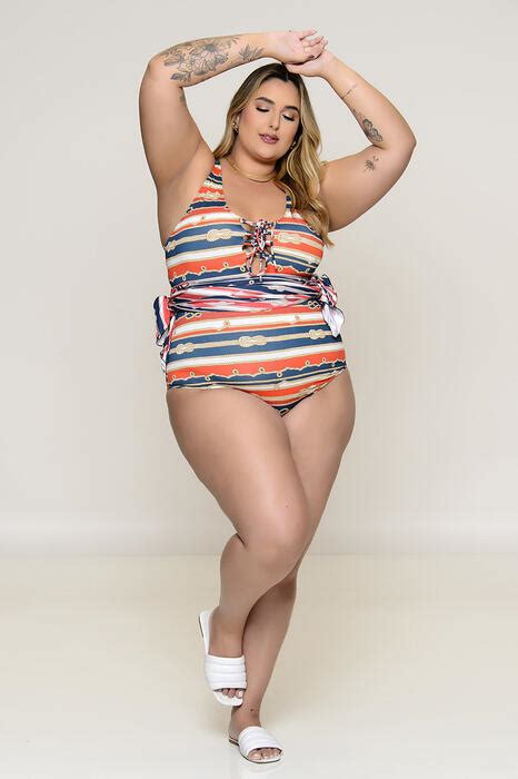 Maiô Plus Size Com Bojo E Saída Embutida Navy Vk Moda Plus Size