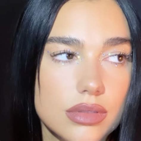 35 Glitter Eyeshadow Looks To Try From Subtle To Super Sparkly Gem