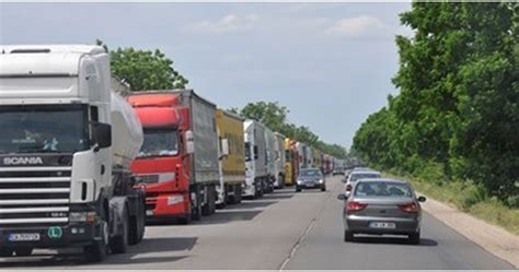 Интензивен е трафикът на българските ГКПП та