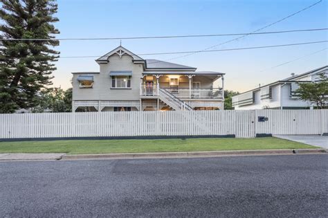 10 Macgregor Street Woodend Qld 4305 Property Details Au