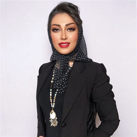 Sanazbladingtattoo 💖 با استفاده از خط چشم دائم میتوانید خستگی و افتادگی را از چشم‌های خود