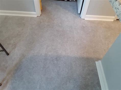 Lifeproof Breezy Stone 16 In X 32 In Luxury Vinyl Tile Flooring 24