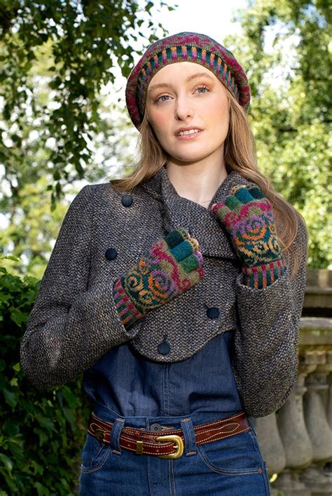 Firebirds Hat Set Virtual Yarns